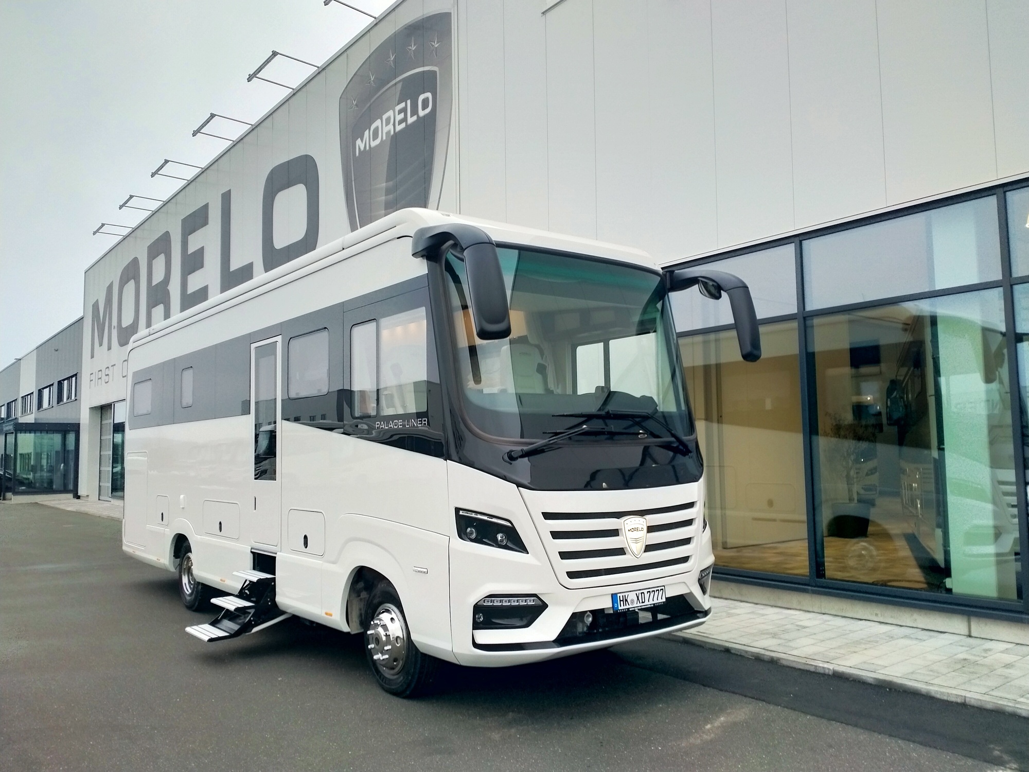 Rental RV Skawina • Morelo Palace Liner 93 LSB
