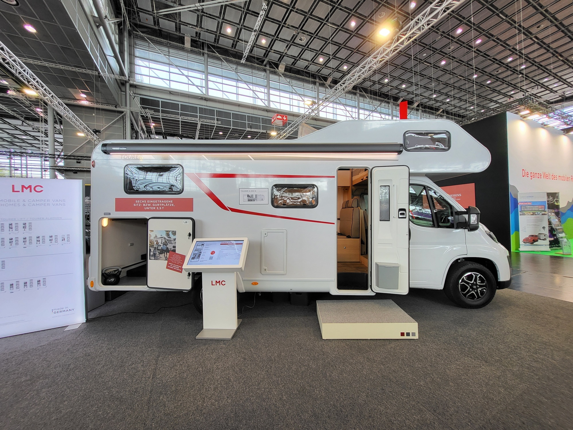 Rental RV Gliwice • LMC Tourer A 690